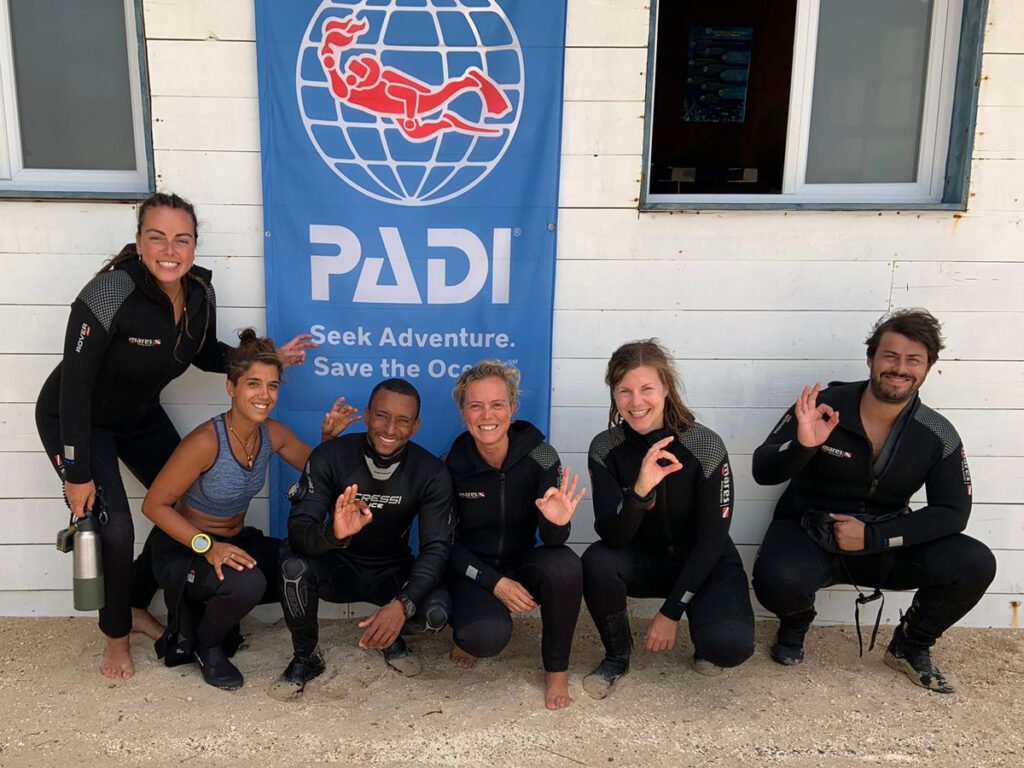 Certified divers – Discover local diving – DcRiamar